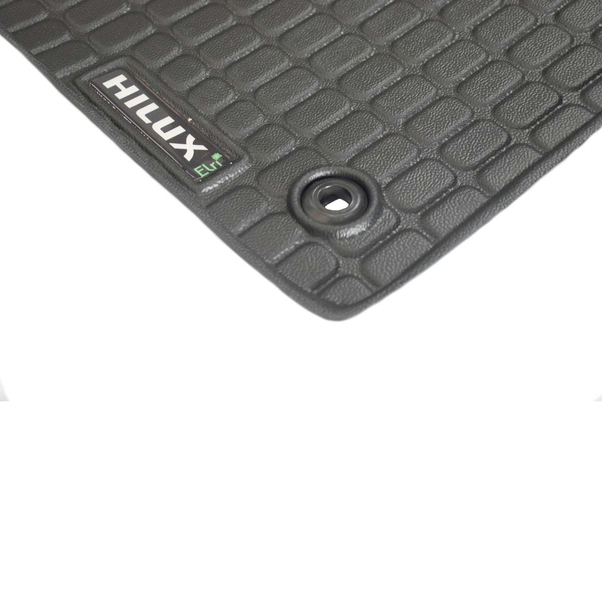 KIT CUBRE ALFOMBRA INTERIOR Y BAUL ADAPTABLE TOYOTA SW4 – MAYREA DIGITAL